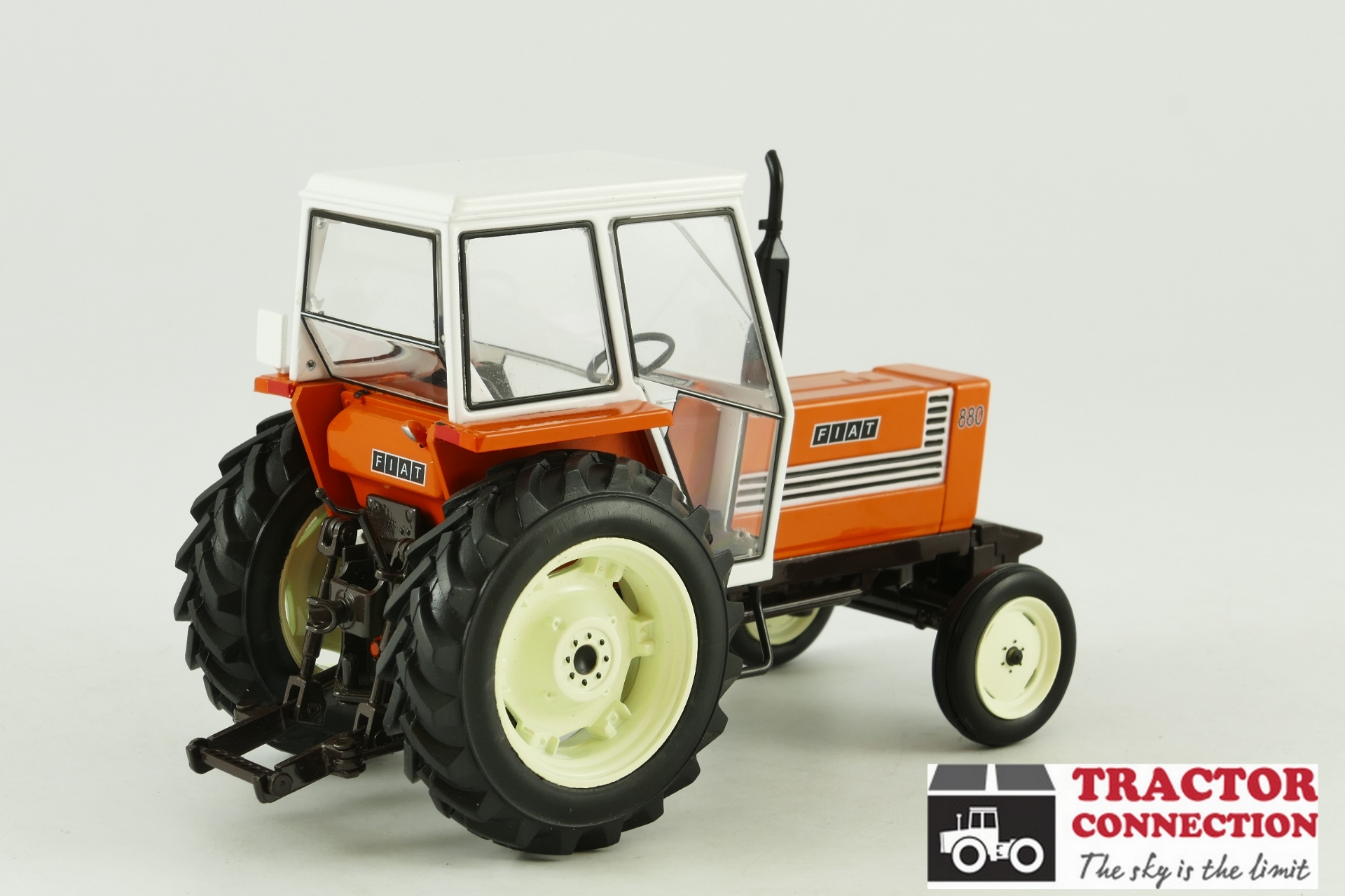 Fiat 880 2 WD cabine | Tractor Connection | Specialist in miniaturen ...
