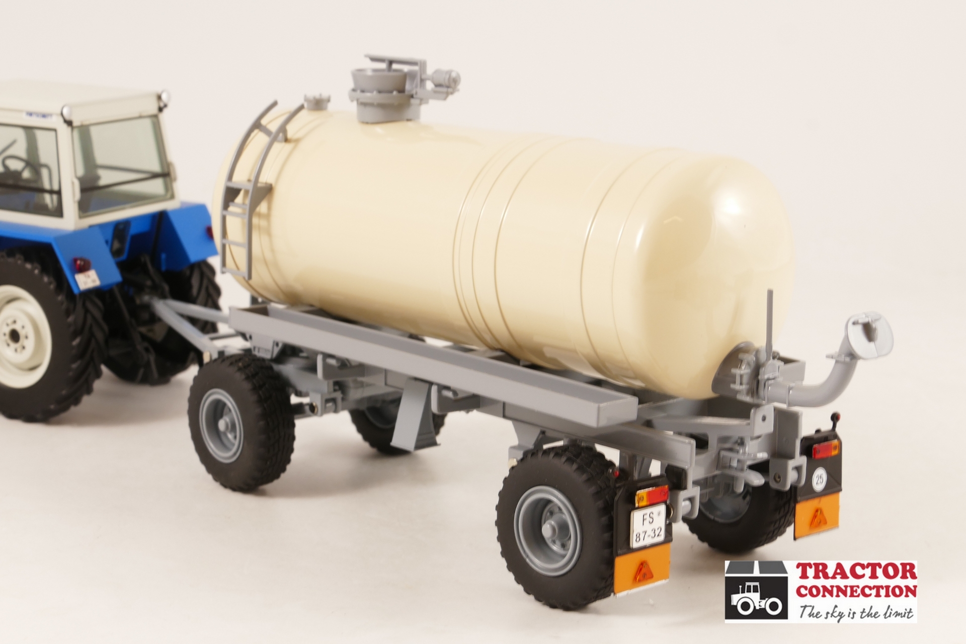 Fortschritt HW 80 mesttank | Tractor Connection | Specialist in ...