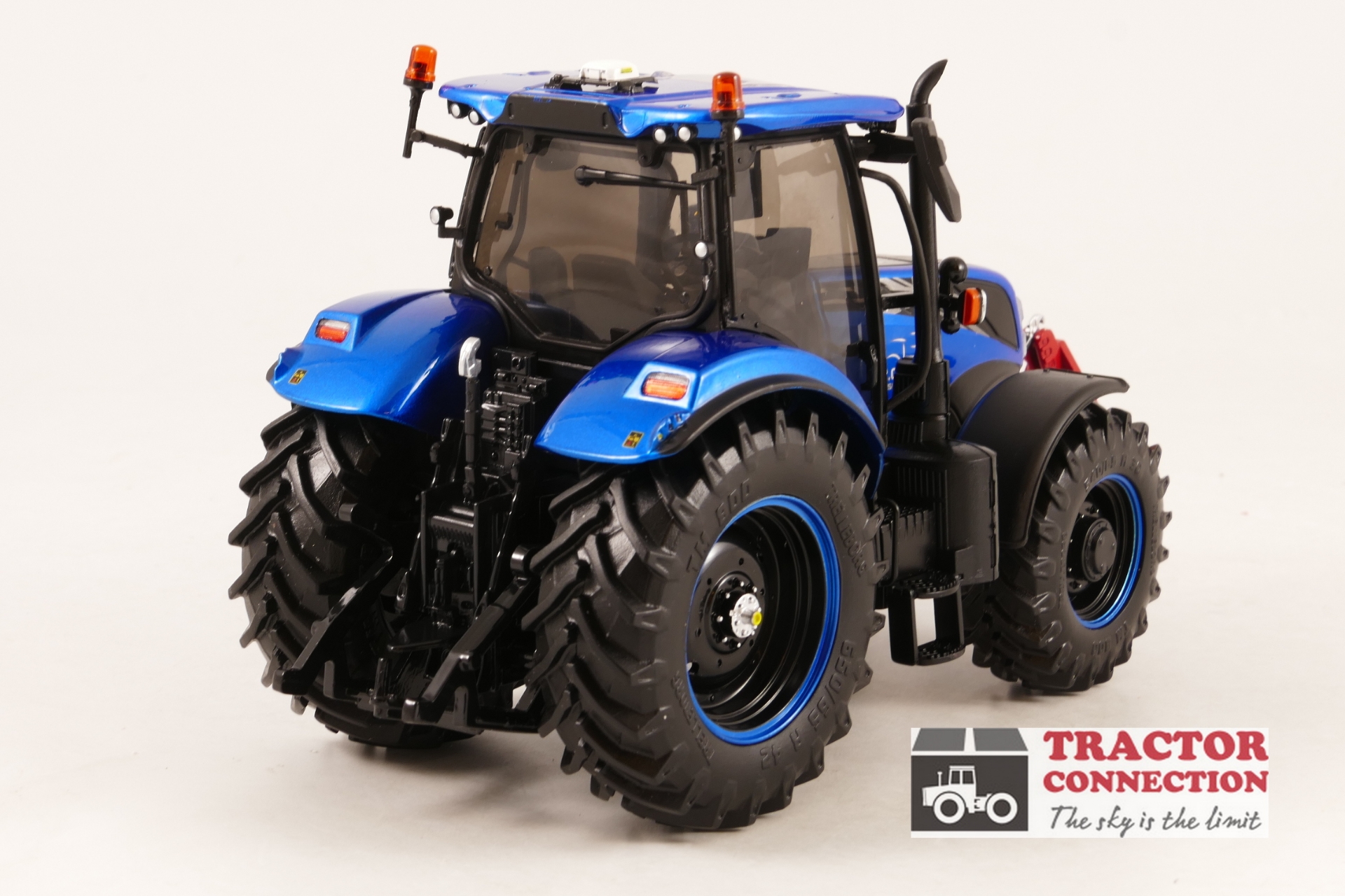 New Holland T7.225 - No farmers no food | Tractor Connection ...